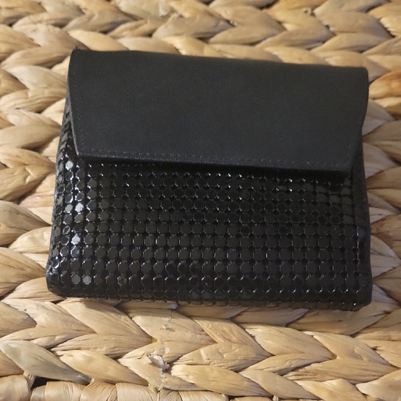 Whiting & Davis | Bags | Vintage Luxury Whiting Davis Metal Mesh Wallet ...